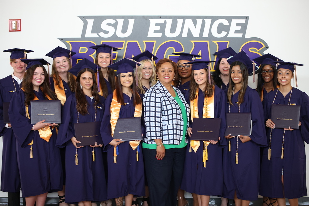 Fifteen St. Landry Parish School District students graduate with an ...